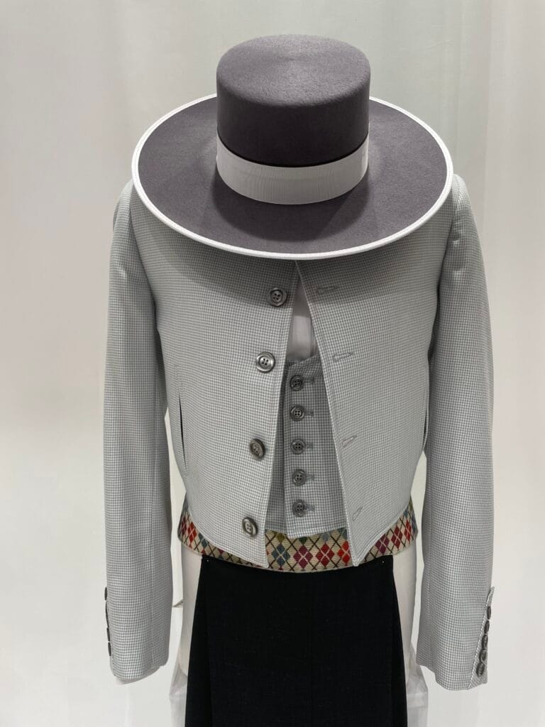 Light grey houndstooth jacket and vest with dark grey breeches - Viva la Feria